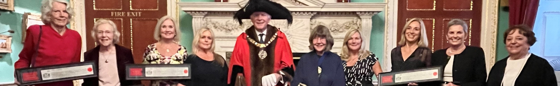 London Stock Exchange “trailblazer” female traders receive City of ...